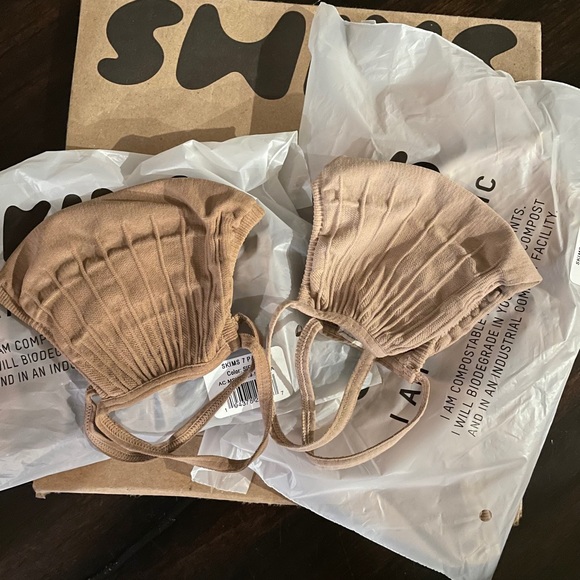 SKIMS | Accessories | Skims Face Mask Color Sienna | Poshmark